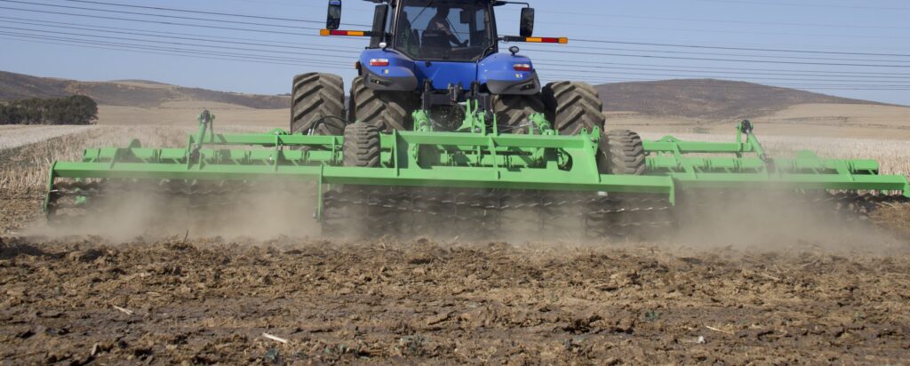 Agrico High Speed Disc: Now 8 metres wide! | Agrico